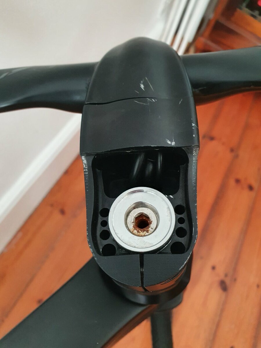 Internal cabling road bike stem - Technical Q&A - Bike Hub